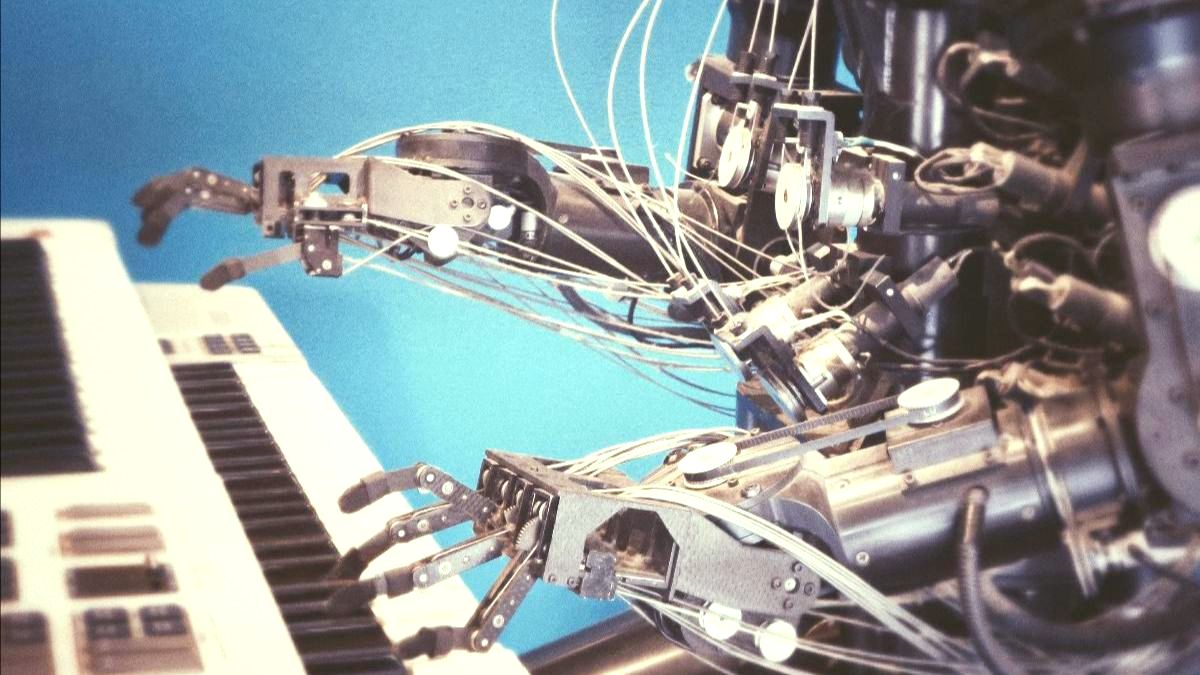 Using Cultural Intelligence (CQ) to Compete with Robots - David Livermore